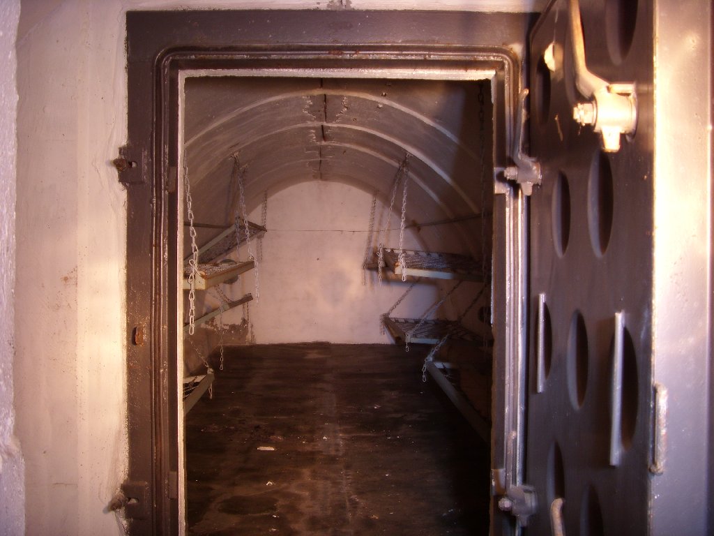 Untergrund Brandenburg - Die Rückwärtige Führungsstelle der LSK/LV bei ...